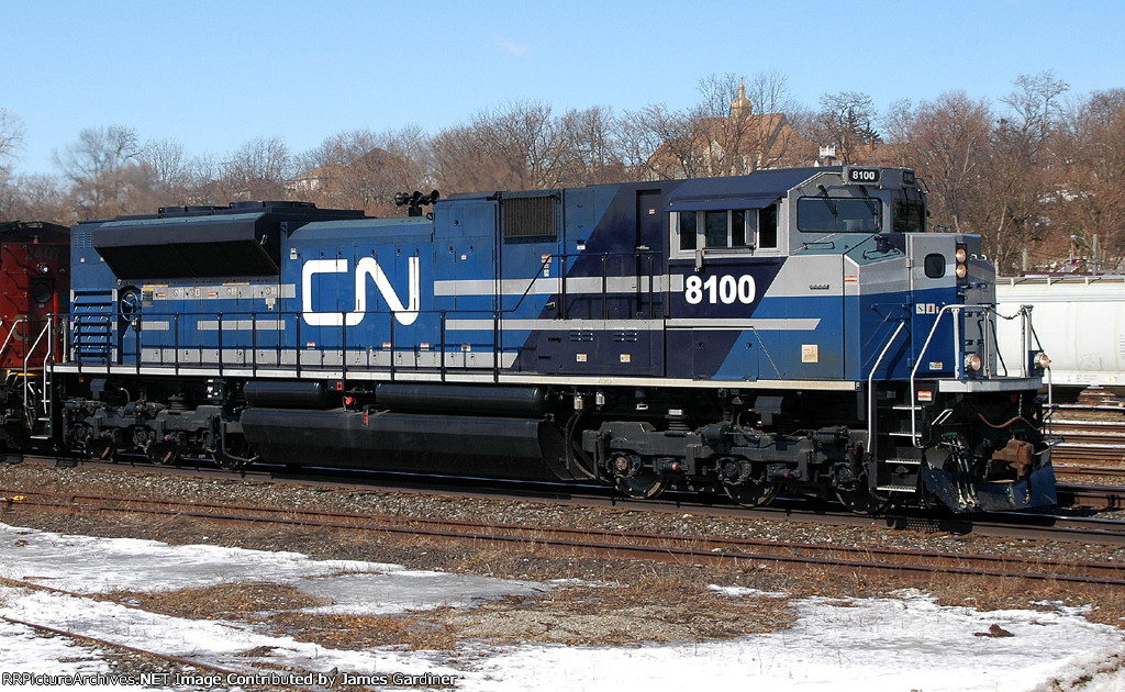 CN 8100